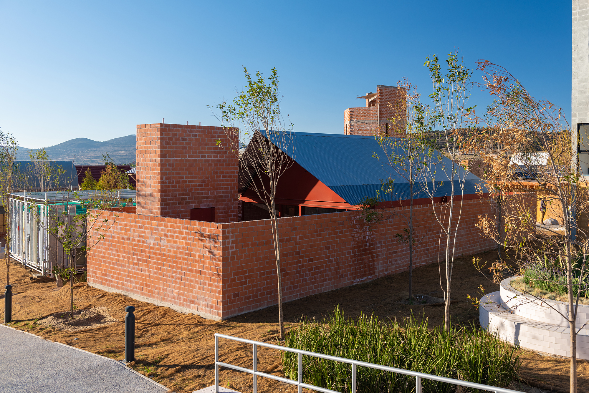 House 5, Apan Housing Laboratory, by Ambrosi | Etchegara | Architect ...