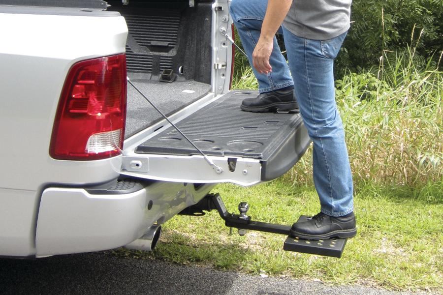 Elephant Stand Hitch Step | JLC Online