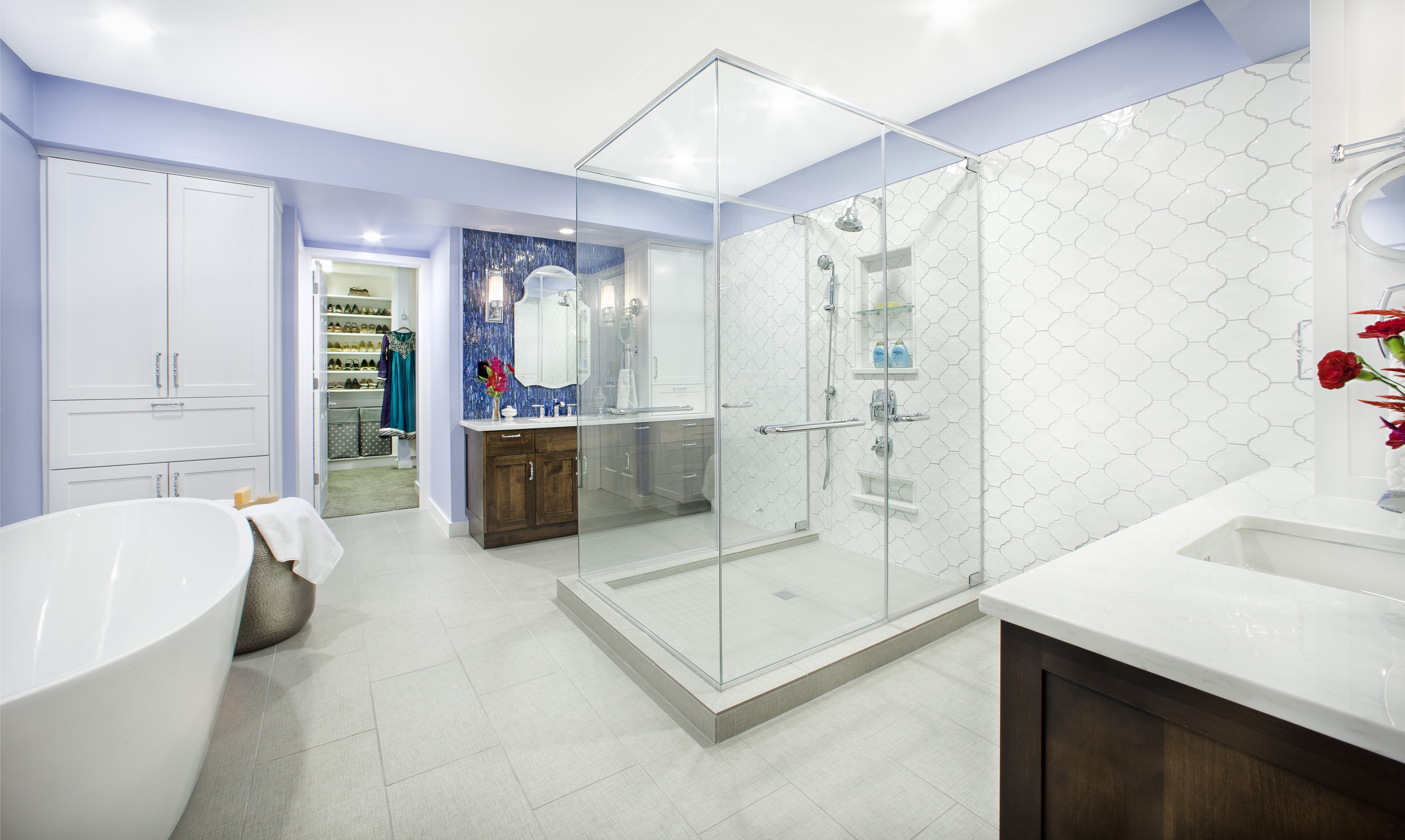 Glass and Tile Bath | Architect Magazine