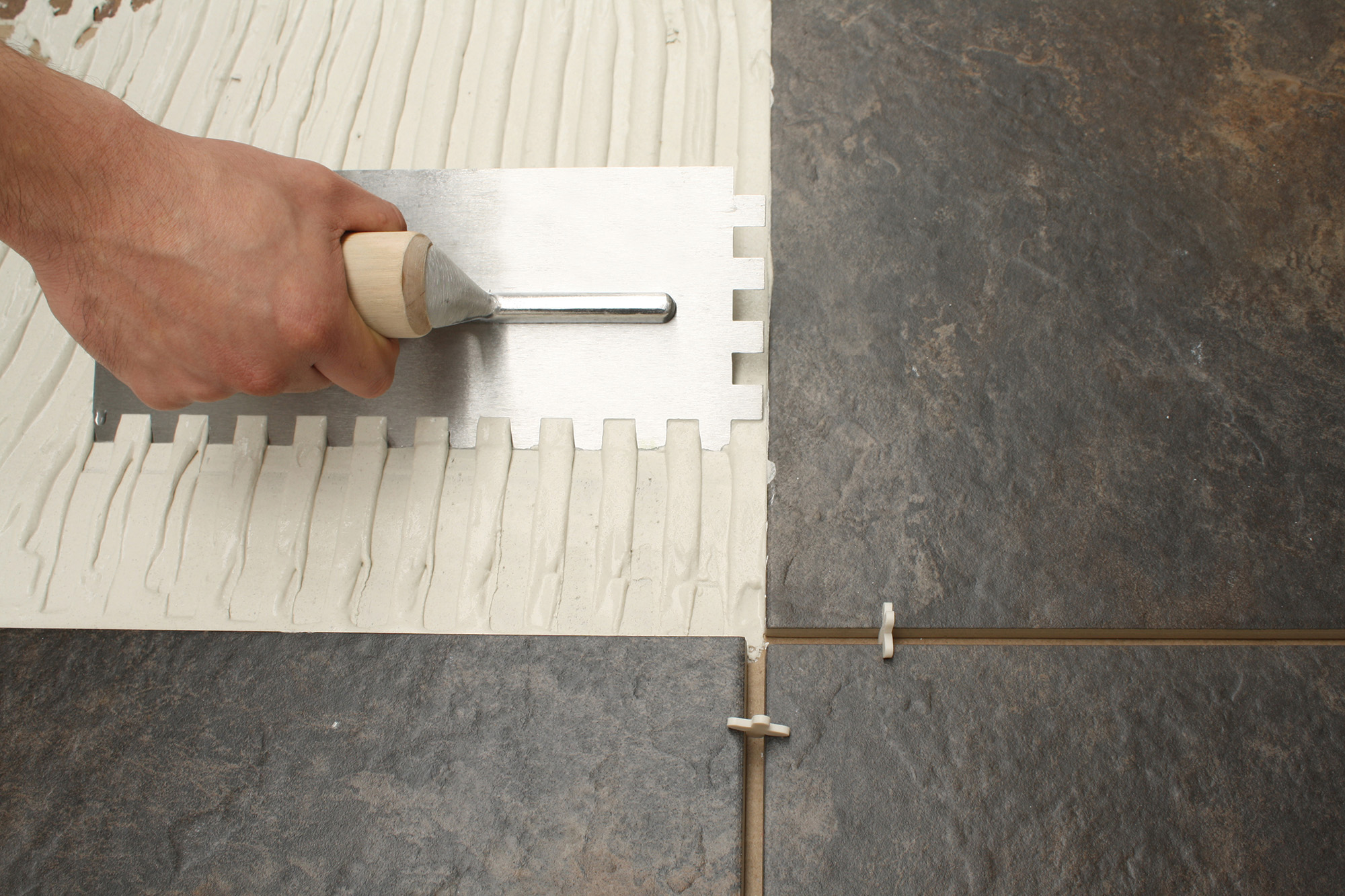 Lightweight Tile Adhesive | JLC Online