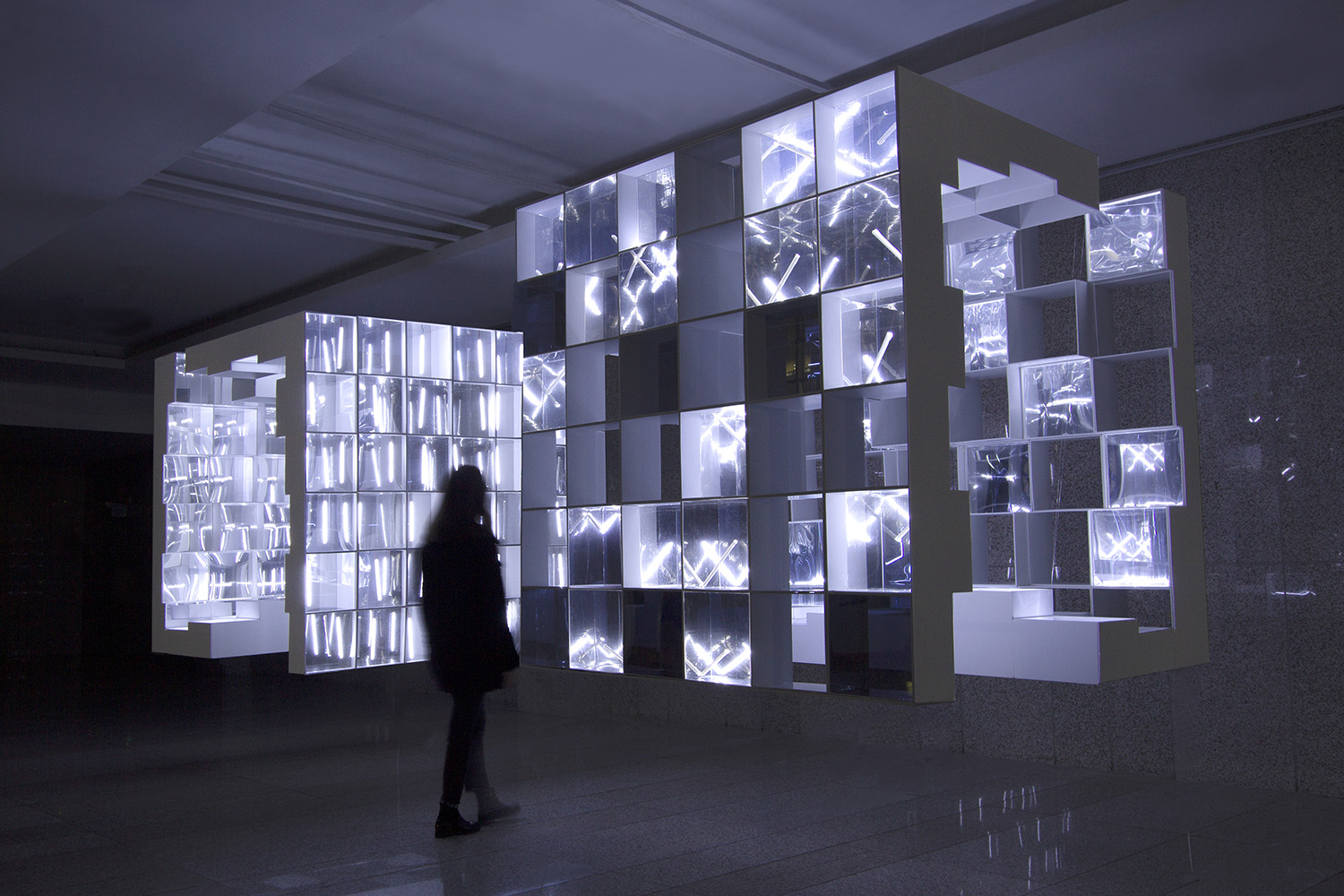 Formal Abstraction and Reflective Luminance | Architect Magazine