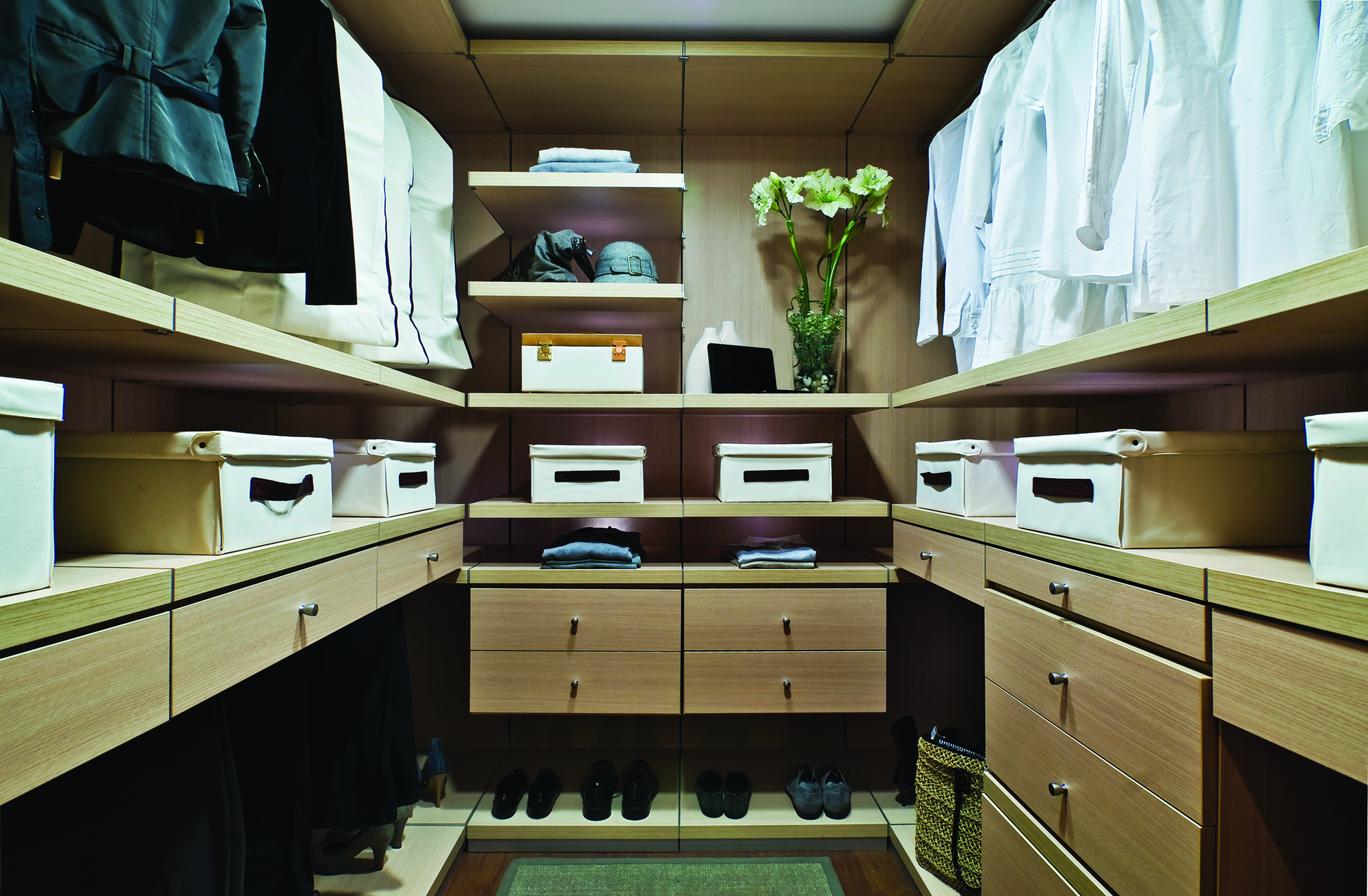 Seamless Closet Storage | JLC Online