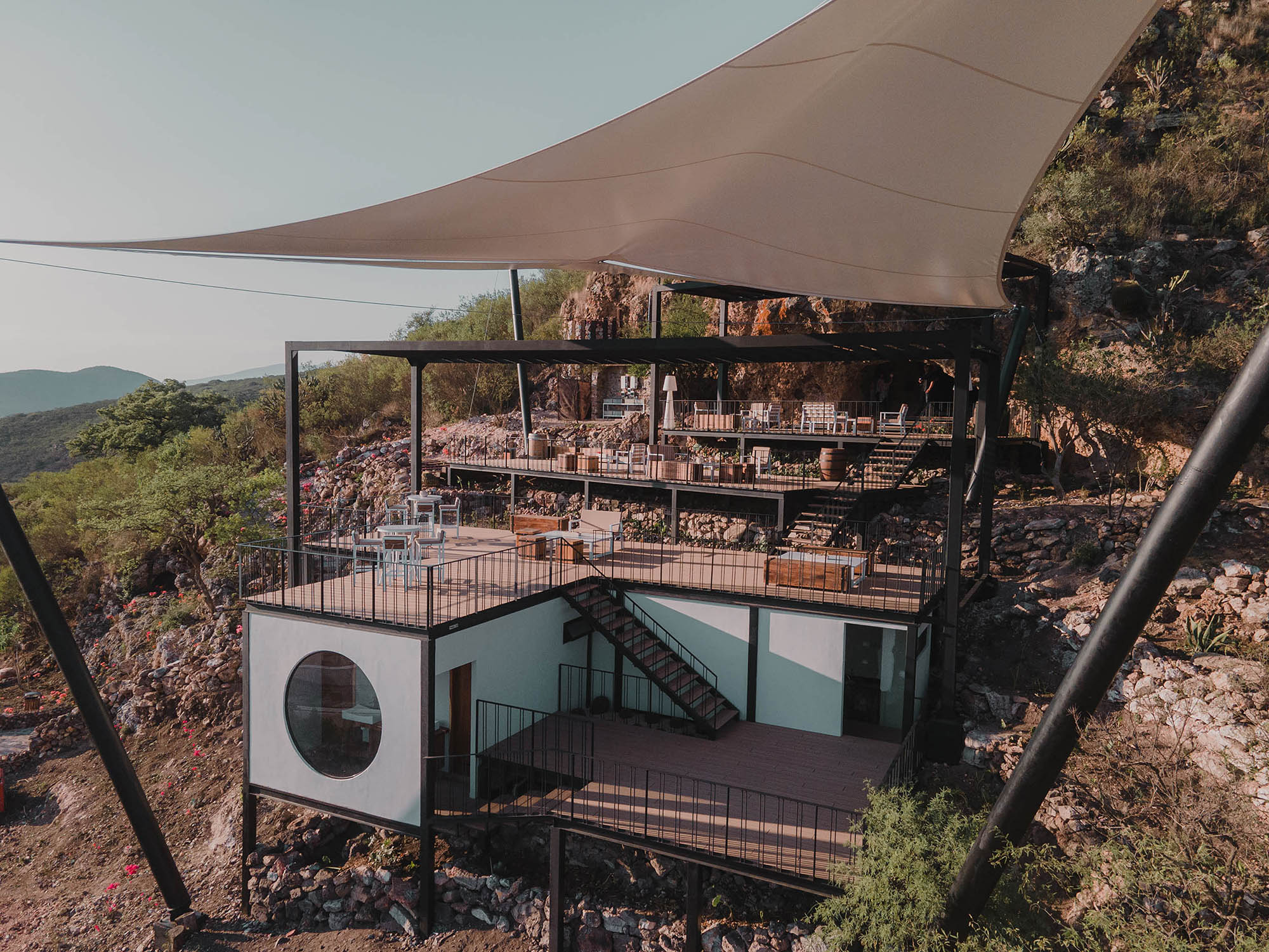 Cueva en Suburbio Santiago | Architect Magazine