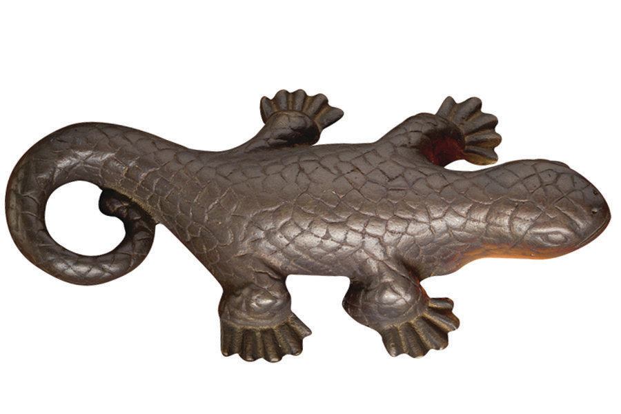 Oak Trail Lizard Fixture by Kichler | Builder Magazine