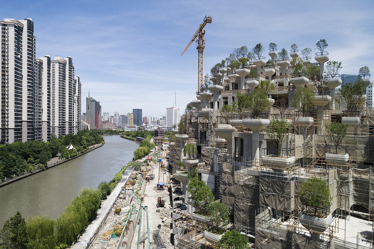 Heatherwick Studio Releases Drone Footage of Its 1000 Trees | Architect ...