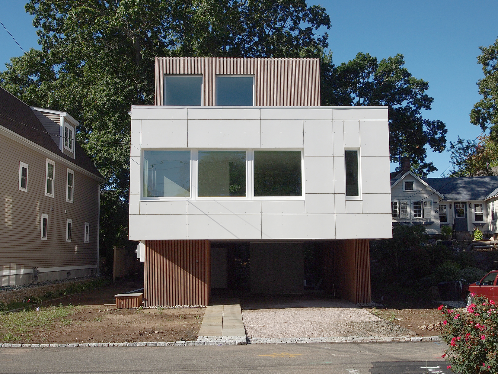 Fifth Avenue Beach House | Builder Magazine