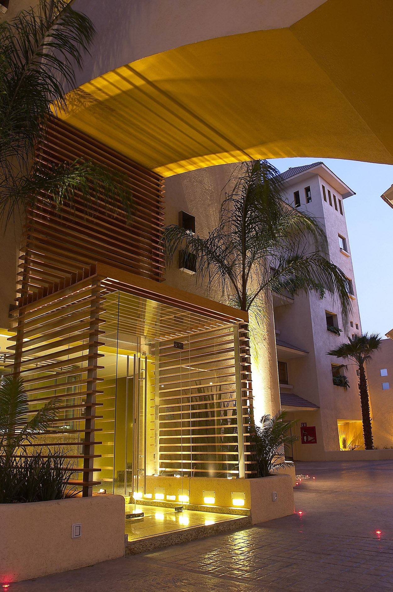 Hotel Piramides Narvarte | Architect Magazine