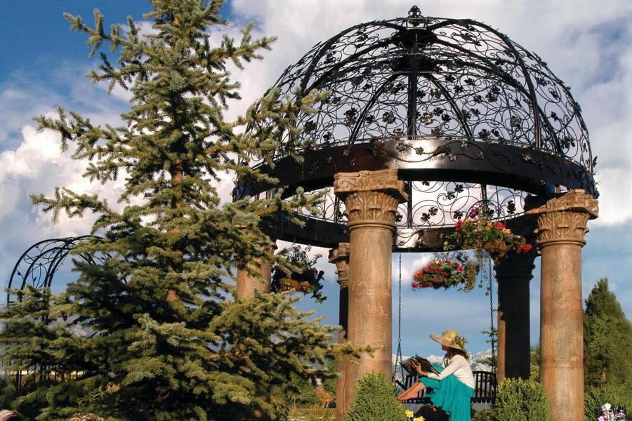 Swings Elevate These Garden Structures to the Next Level | Builder Magazine