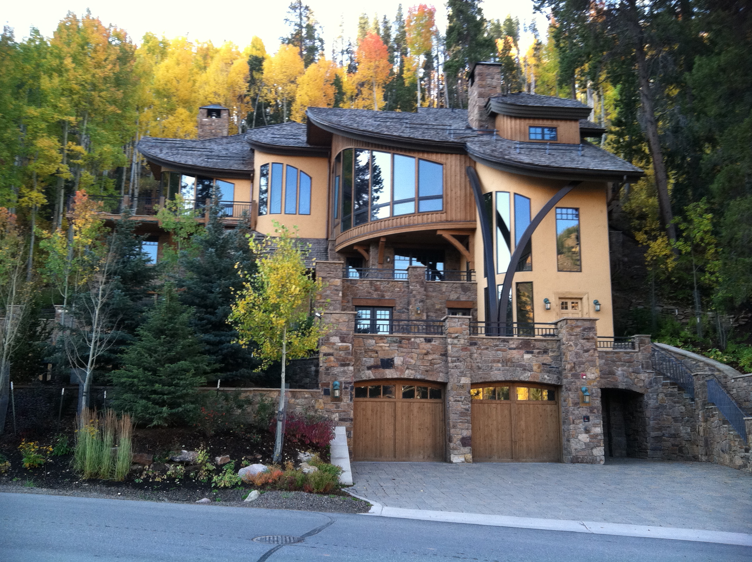 Forest Road Residences | Architect Magazine