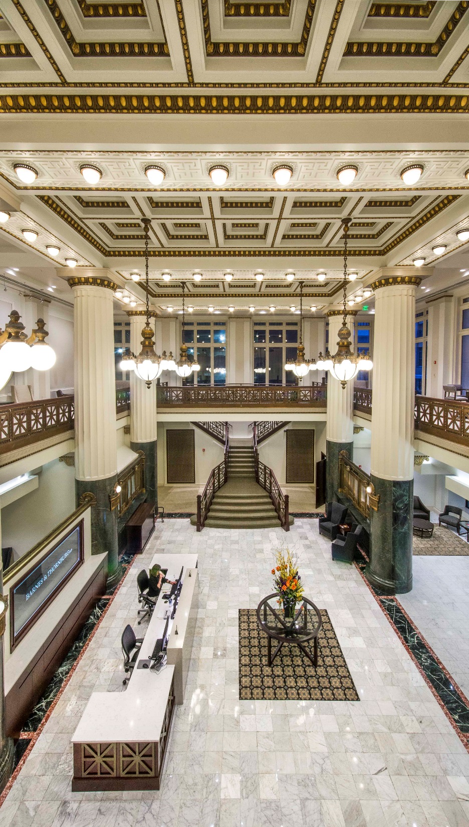 Barnes & Thornburg Lobby Renovation | Architect Magazine