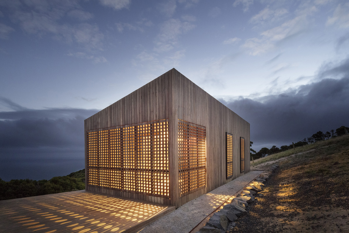 Moonlight Cabin | Architect Magazine