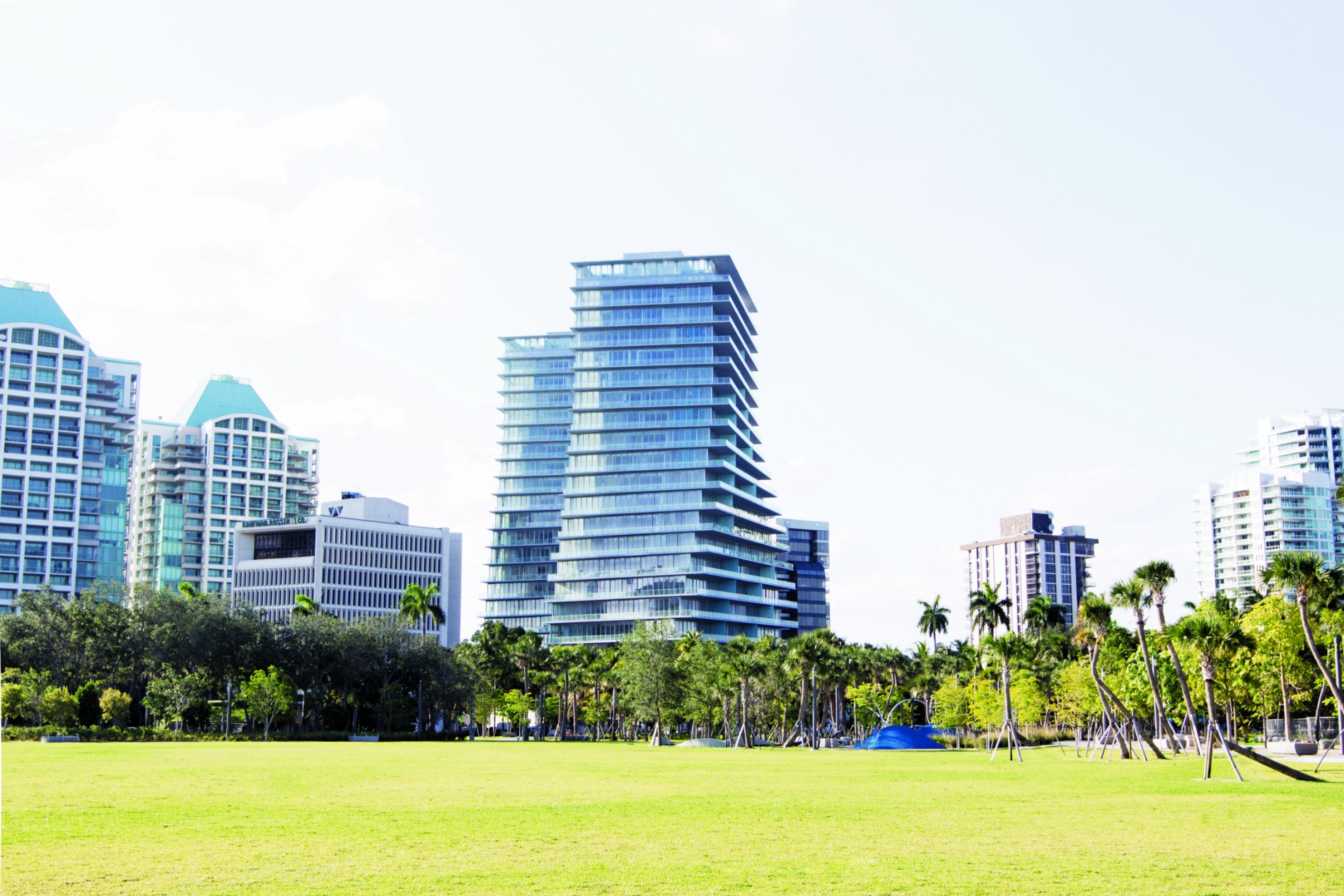 New Twisting Glass Towers Rise in Miami | Multifamily Executive Magazine