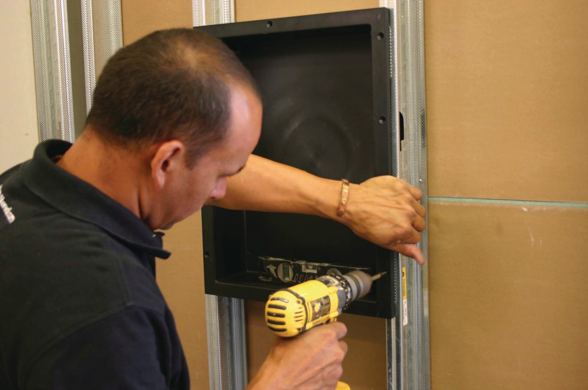 Tile-Redi Redi-Niche | Builder Magazine