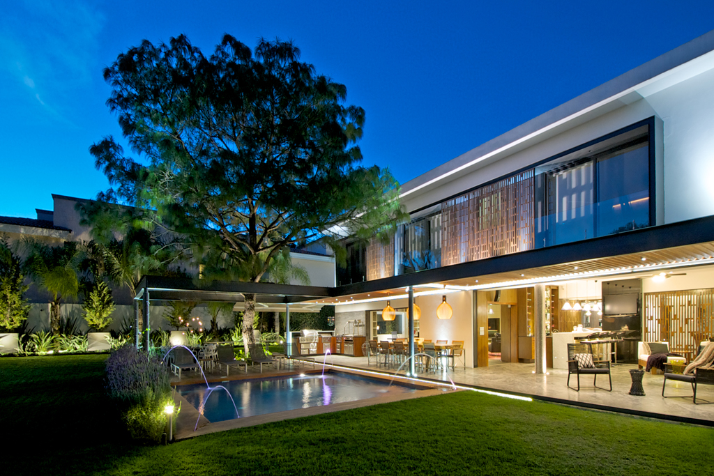 Under the tree House | Architect Magazine