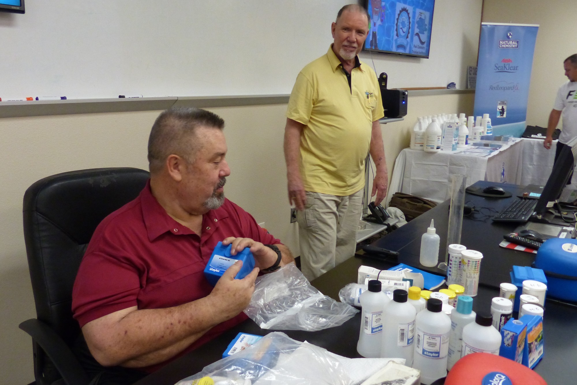 Industry Mourns Renowned Chemist/Educator Robert Lowry| Pool & Spa News