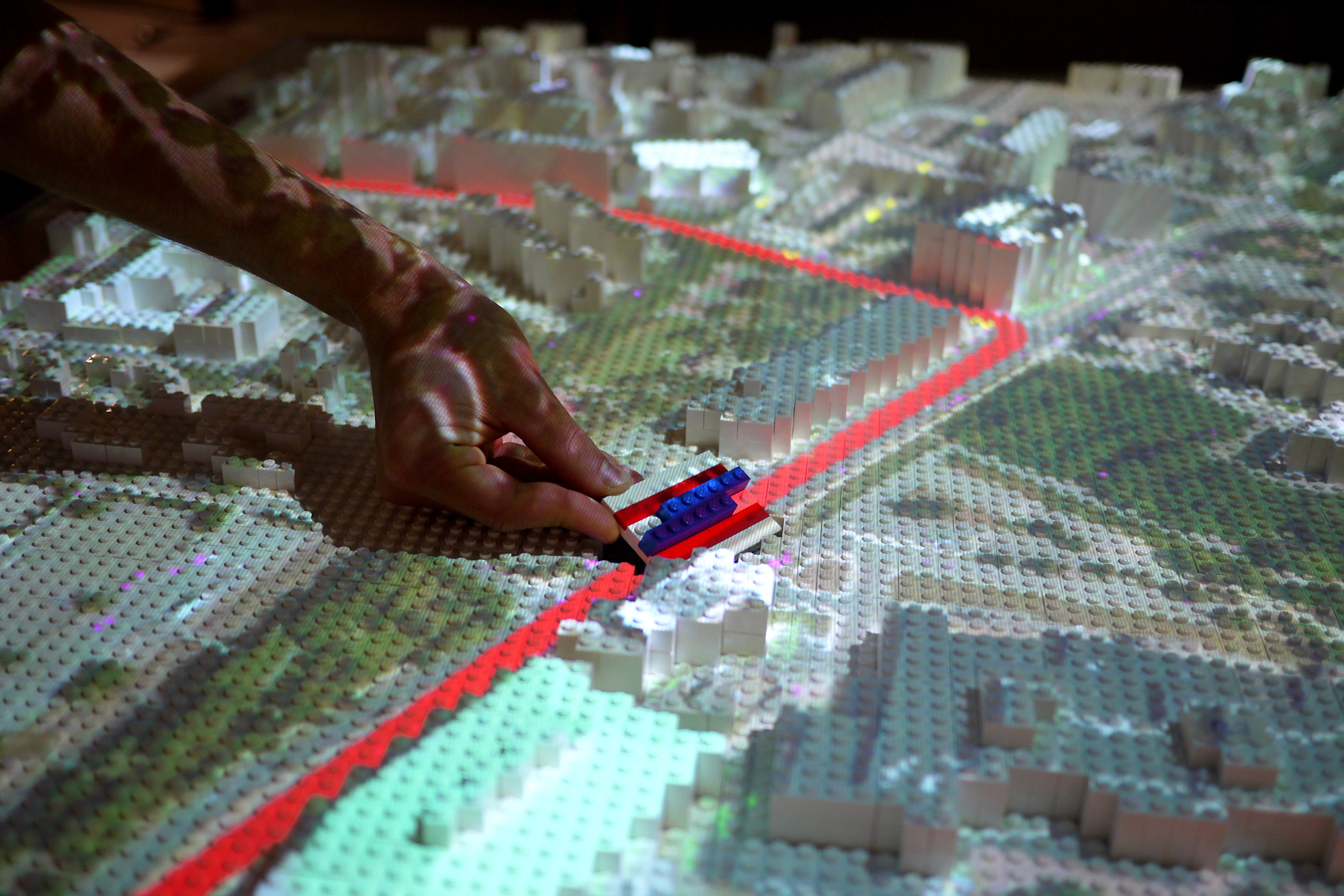 This Week in Tech: MIT Researchers Use Legos to Teach People About ...