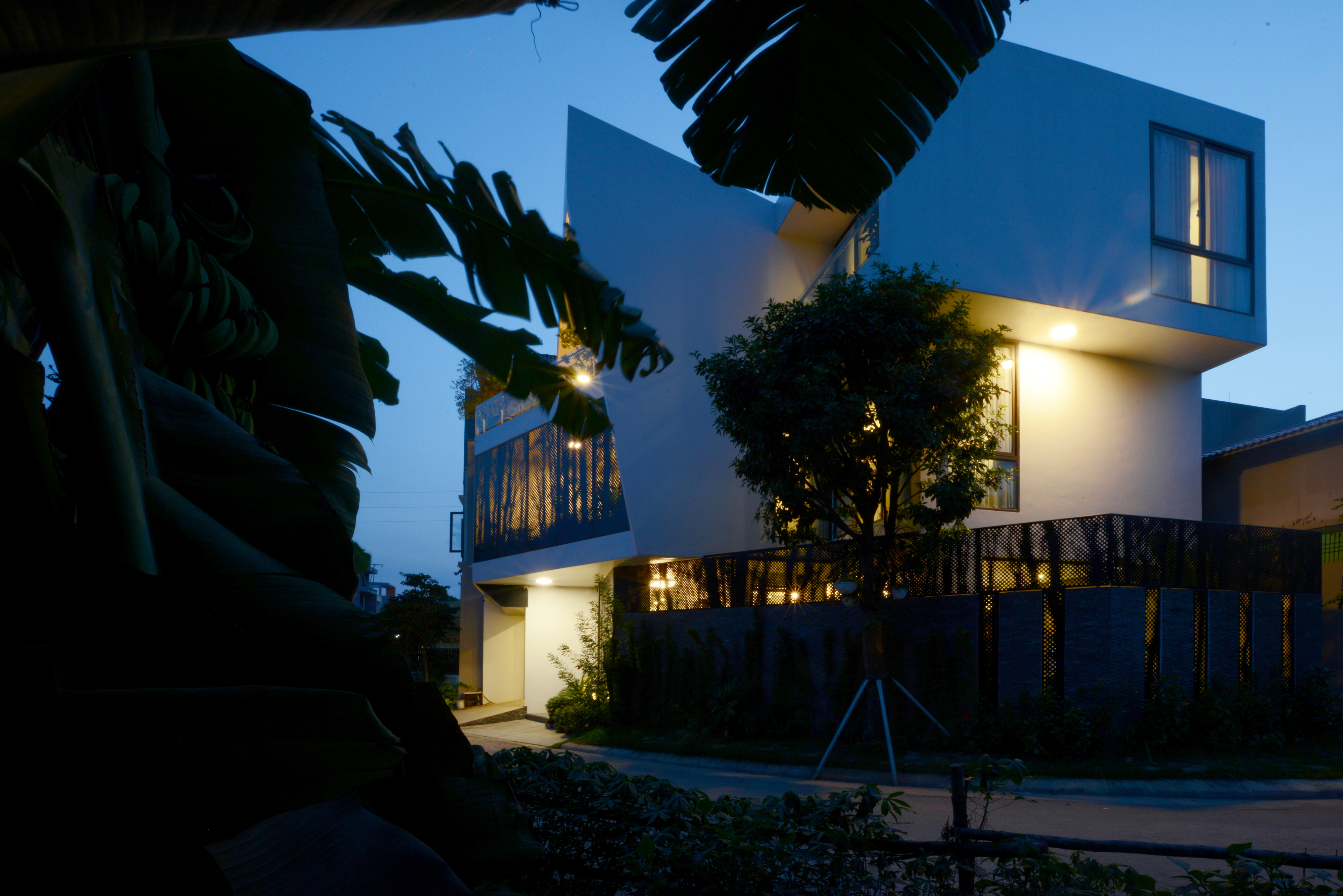 CROSS BLOCK HOUSE | Architect Magazine