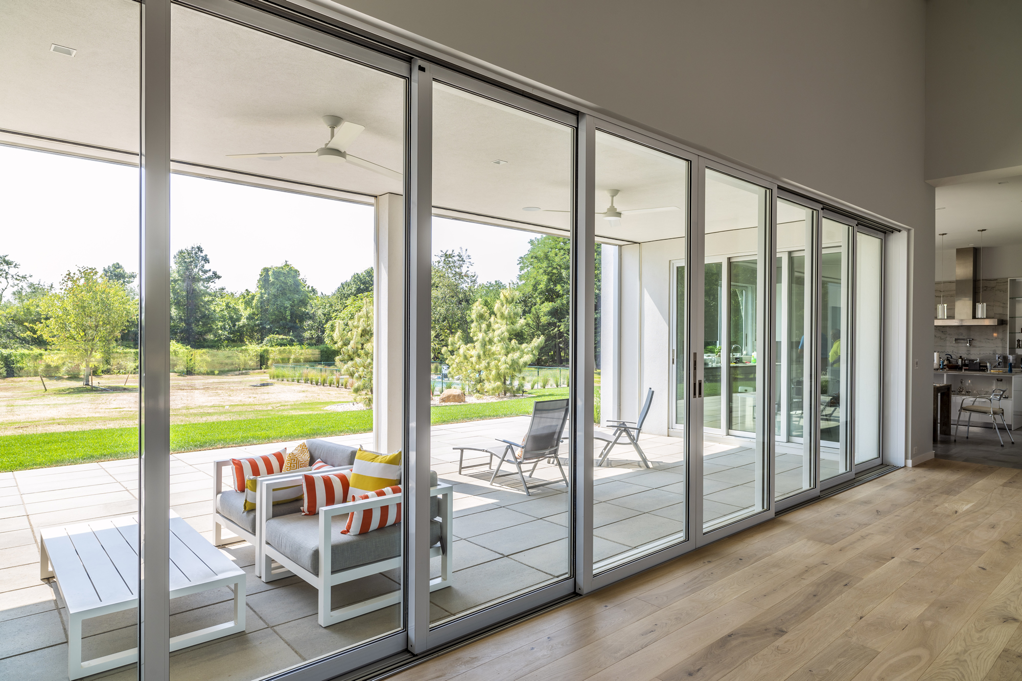 Big Glass Creates Striking Aesthetic | Builder Magazine