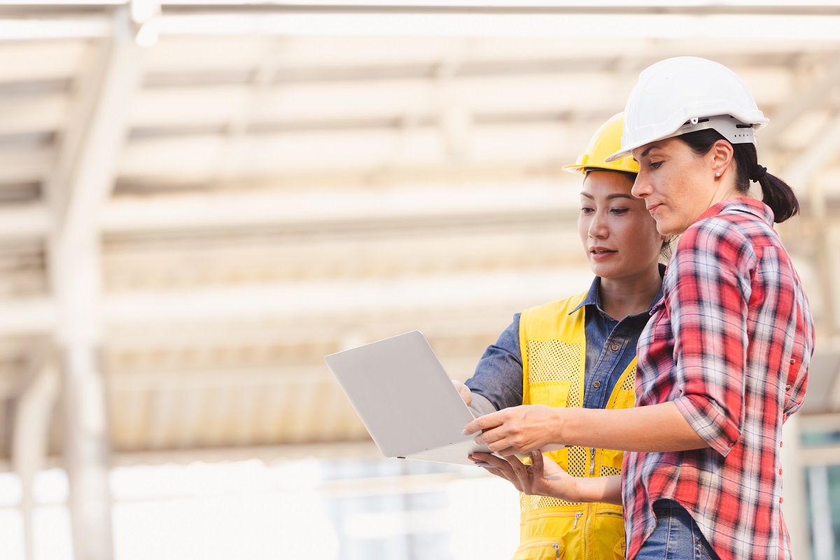 Why the Home Building Industry Needs More Women in Every Role | Builder ...