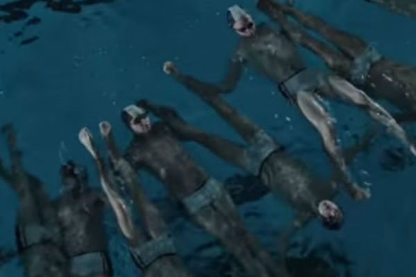 Watch What Happens When Champion Synchronized Swimmers Do Routine Drunk ...