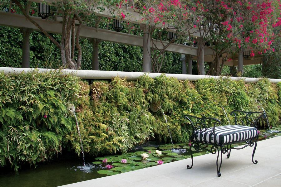 VGM Modular Living Wall System by Tournesol Siteworks | Builder Magazine