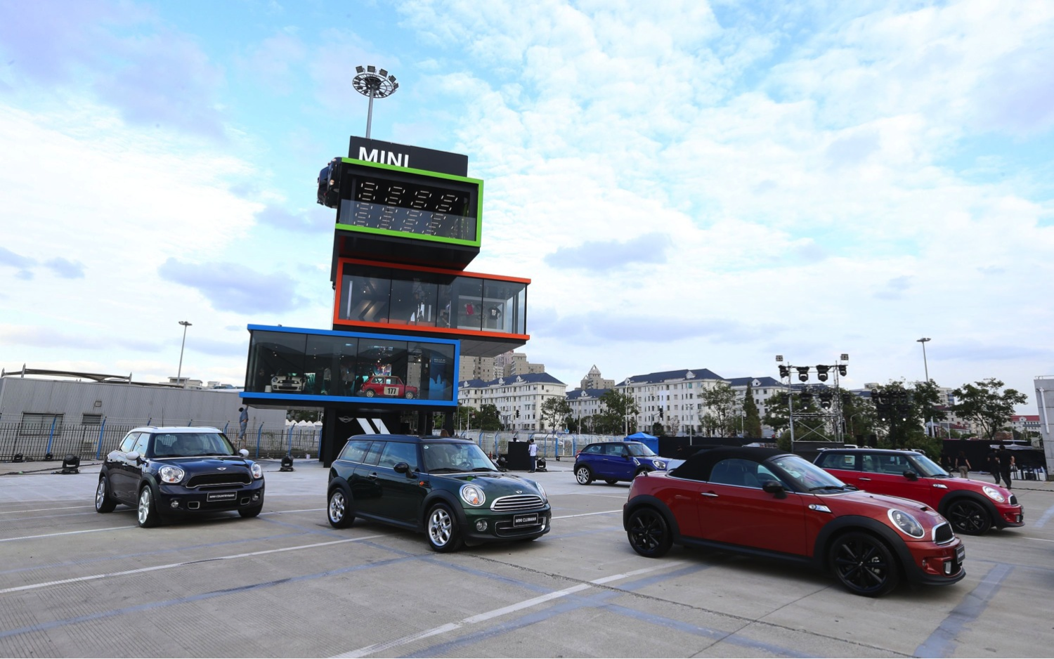 MINI Experience Center | Architect Magazine