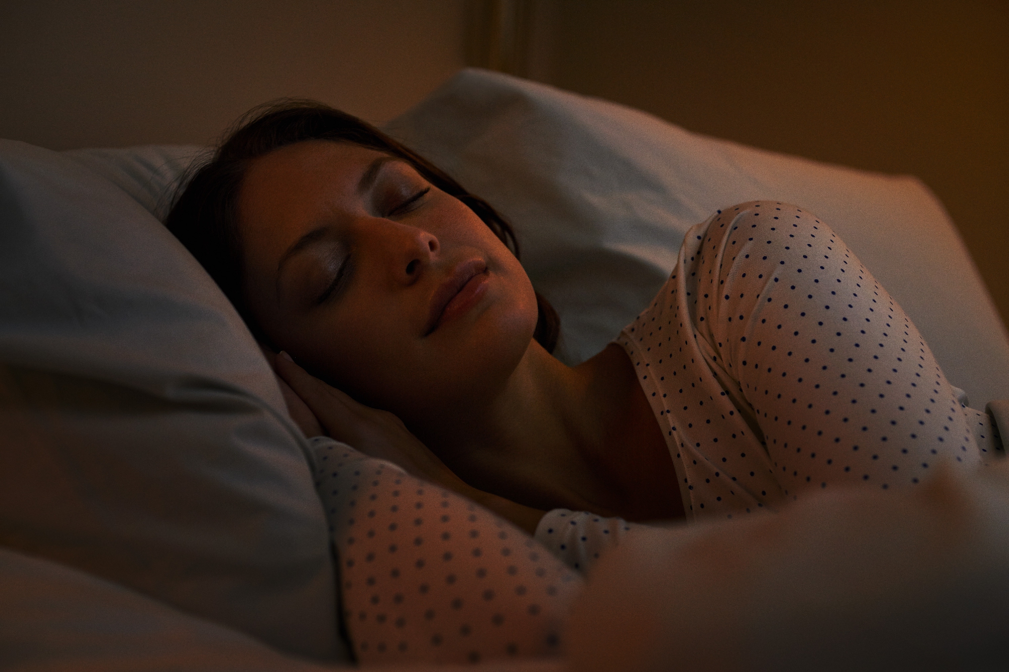 A Smarter LED Bulb Designed for Better Sleep | Builder Magazine | C by ...