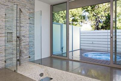 5 Bathrooms With A Splash of Luxury | Builder Magazine