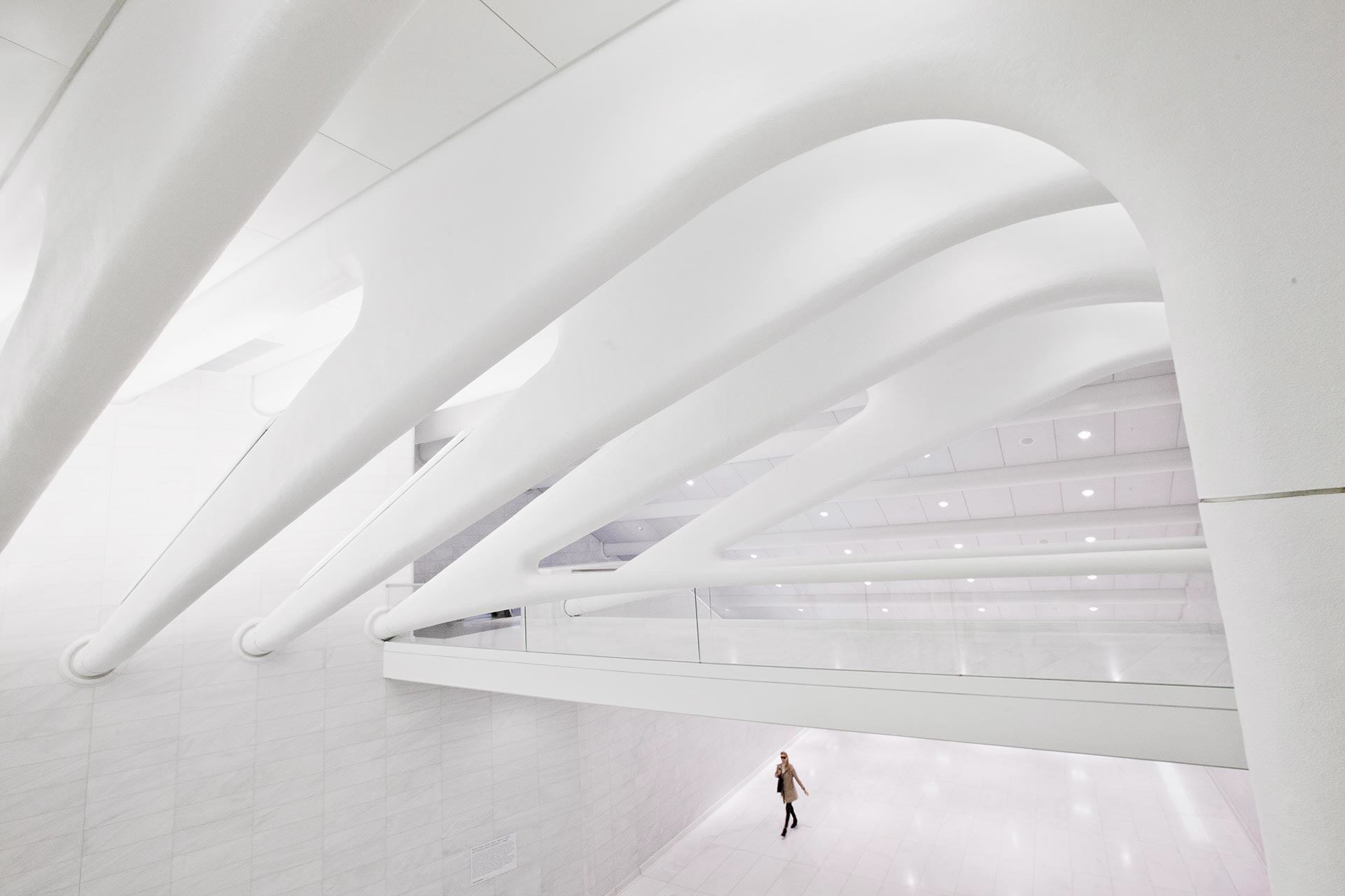 A Look at the Second Floor of Santiago Calatrava's WTC West Concourse ...