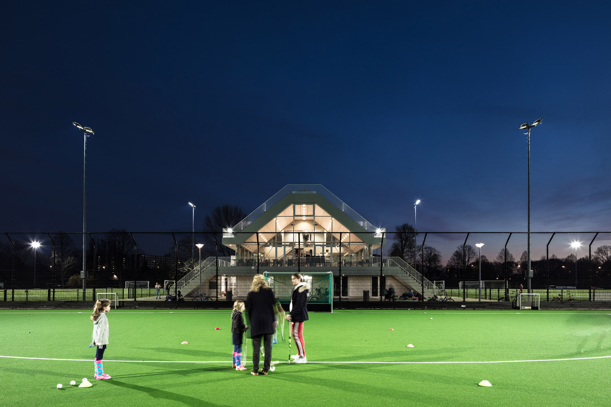 Club House Varkenoord | Architect Magazine