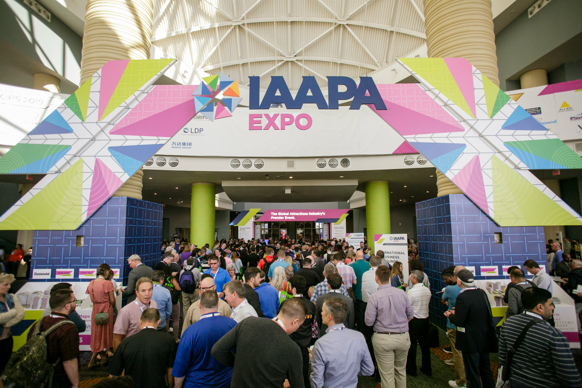 IAAPA Expo Breaks Records, Features Awards| Aquatics International Magazine